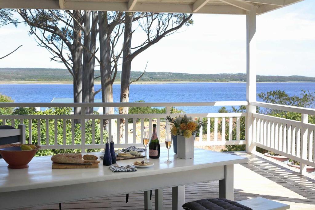 The Anchorage, Stanford (updated prices 2026)