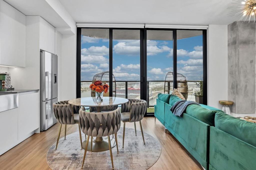 Luxury Miami Skyview, Miami (updated prices 2025)