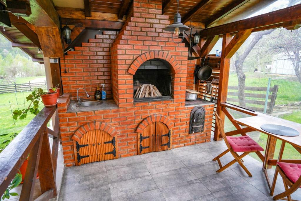 Vila Passiflora, Dragoslavele (updated prices 2024)