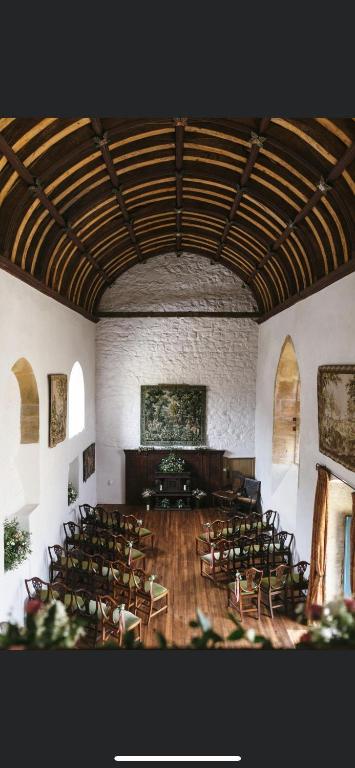 Higher Melcombe Manor, Ansty (updated prices 2025)