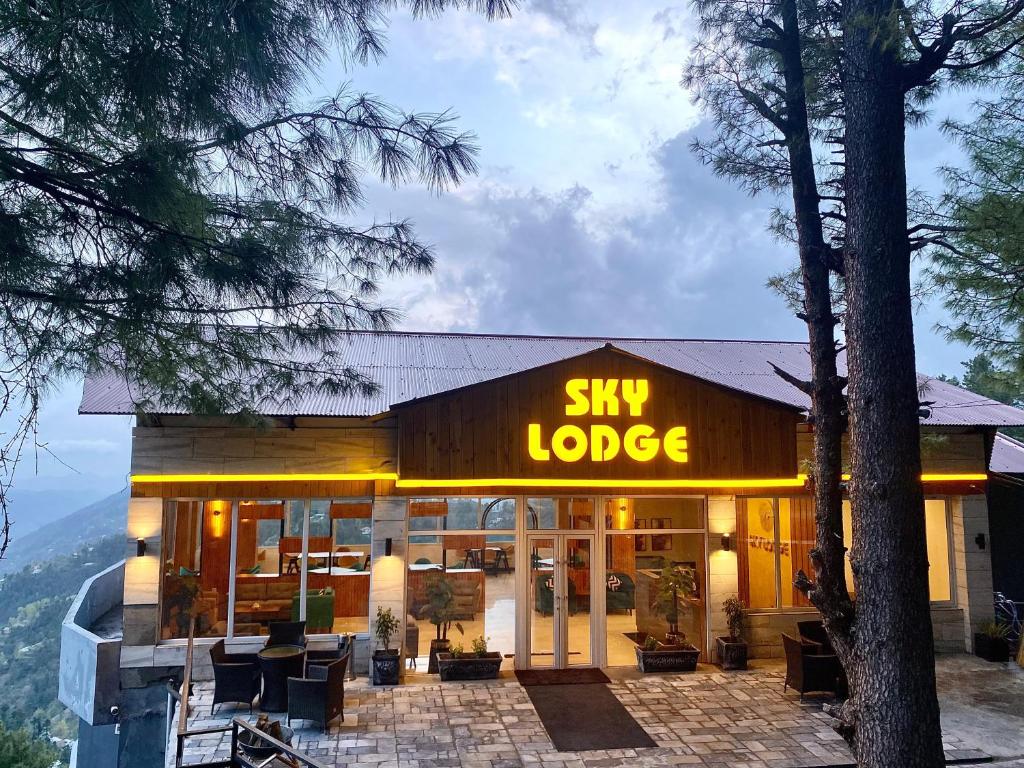 Sky Lodge Hotel, Nathia Gali (updated prices 2025)
