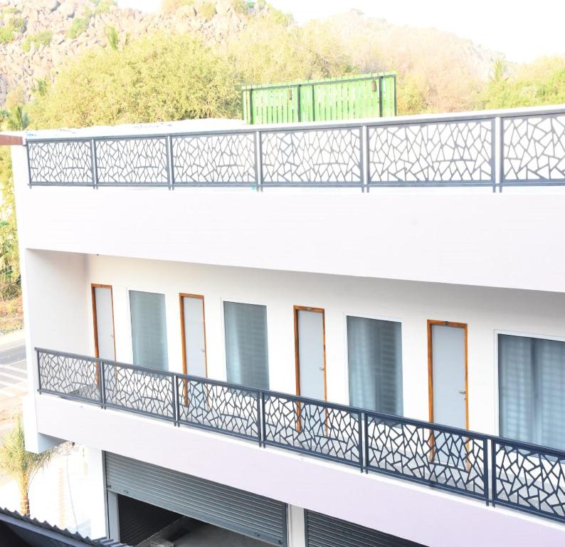 Maurya Residency, Gingee (precios actualizados 2025)