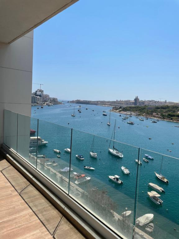 Amazing Sea View apartment, Sliema (updated prices 2025)