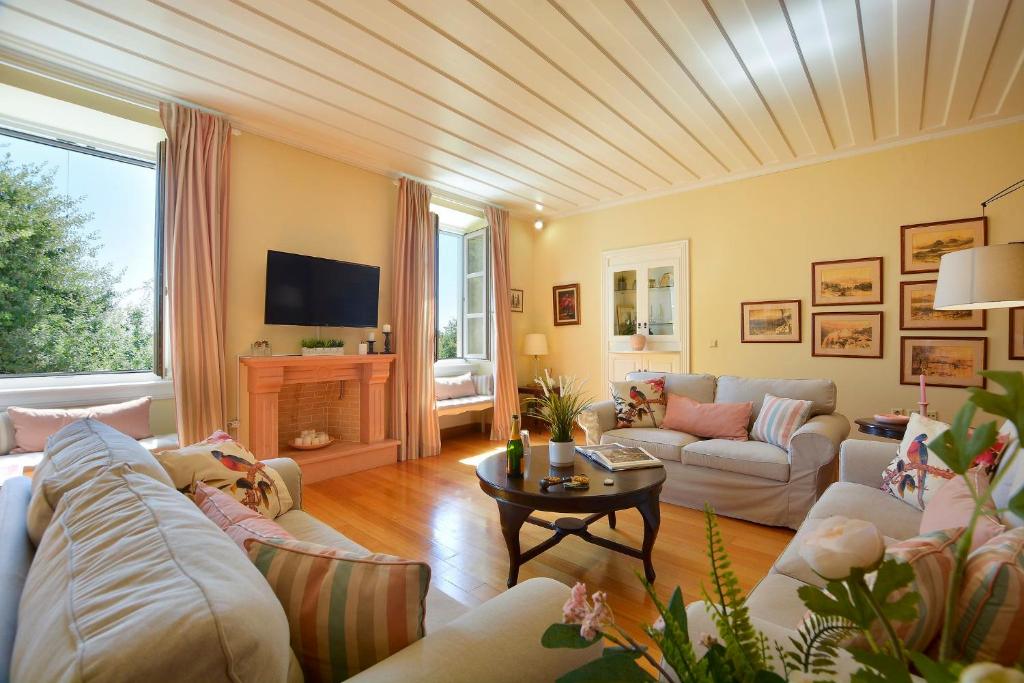 Liston Family Apartment, Corfu (updated prices 2025)