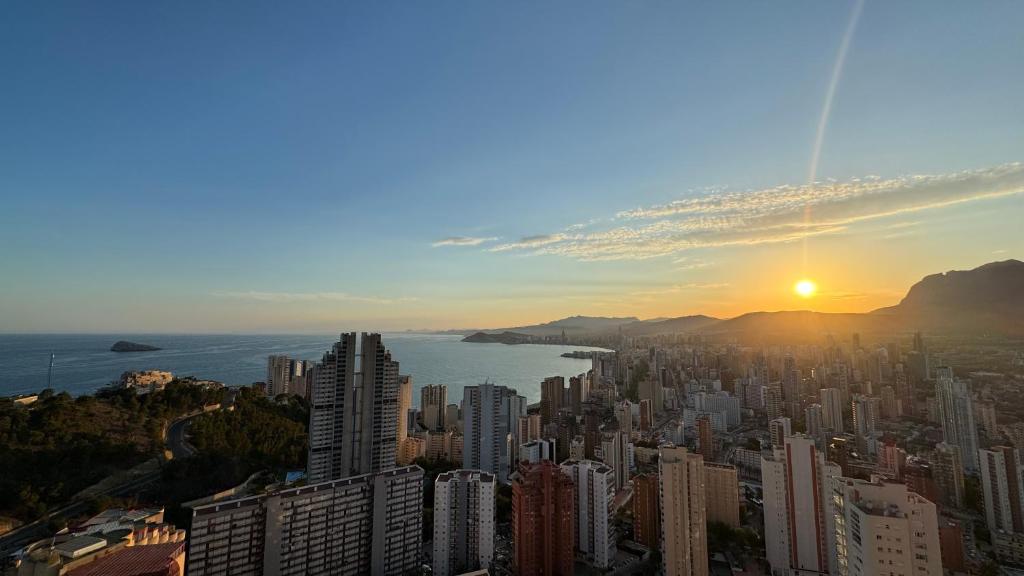 Sky Line 27 amazing views, Benidorm (updated prices 2024)
