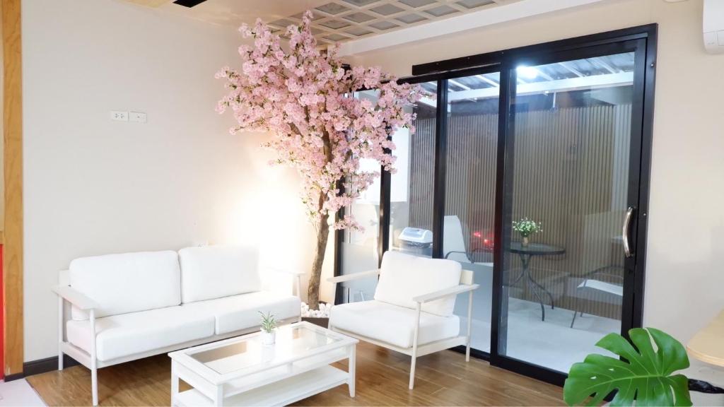 Shi-ro-i Poshtel, Hat Yai (updated prices 2025)