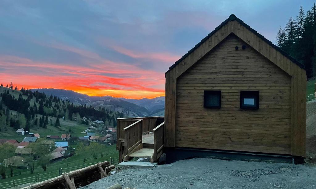 Kaliba Cabins, Valea Boroş (precios actualizados 2025)