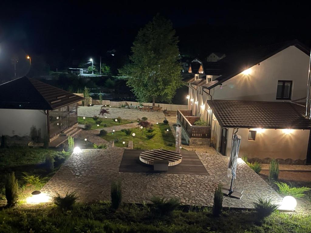 Hanul cu Brazi, Runcu (updated prices 2026)