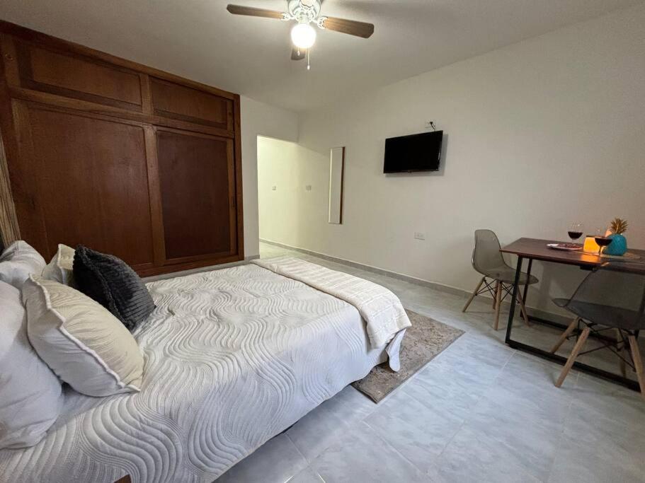 Beauty and Rest Bedroom Bath Kitchen Living Room, Xalapa (precios ...