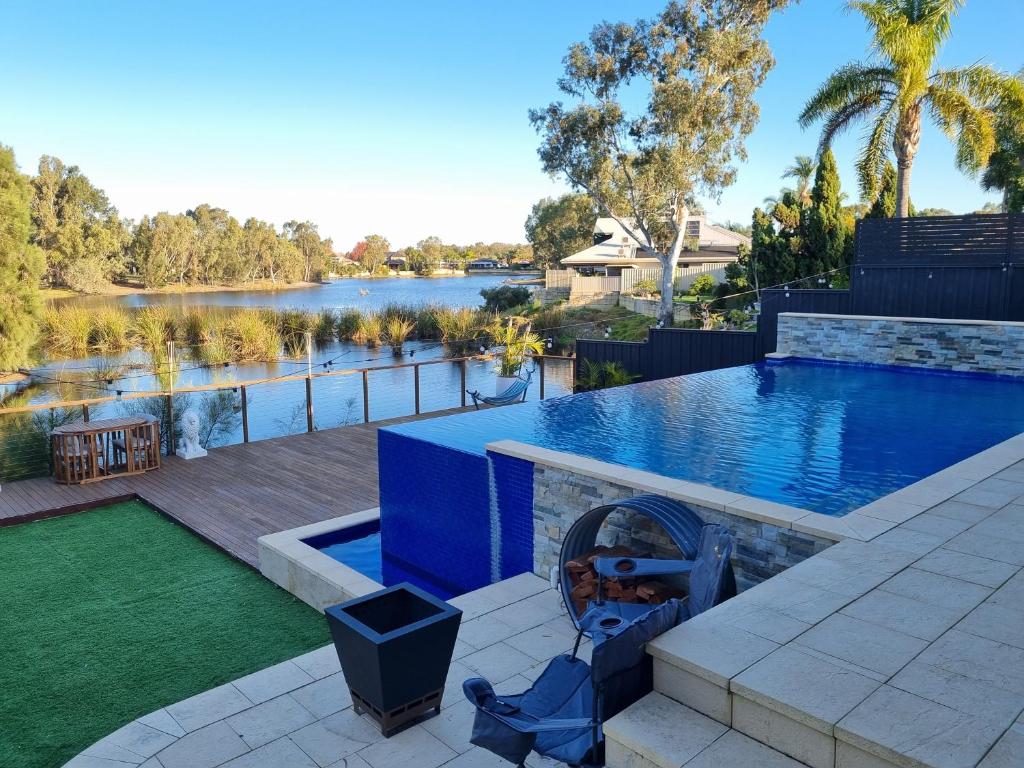 Paradise On The Lakes Escape, Perth (updated prices 2026)