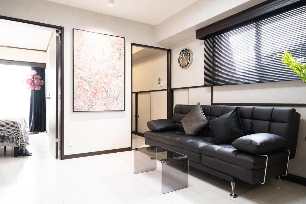 G新宿最中心 两室一厅 新宿三丁目车站4分 2 rooms Shinjuku center 4 mins to ST Max 7P 直达新宿 ...