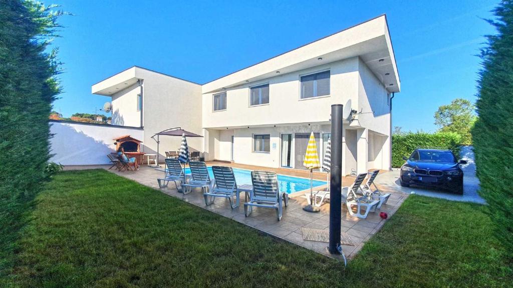 Villa Nin with private pool, Rovinjsko Selo (updated prices 2026)