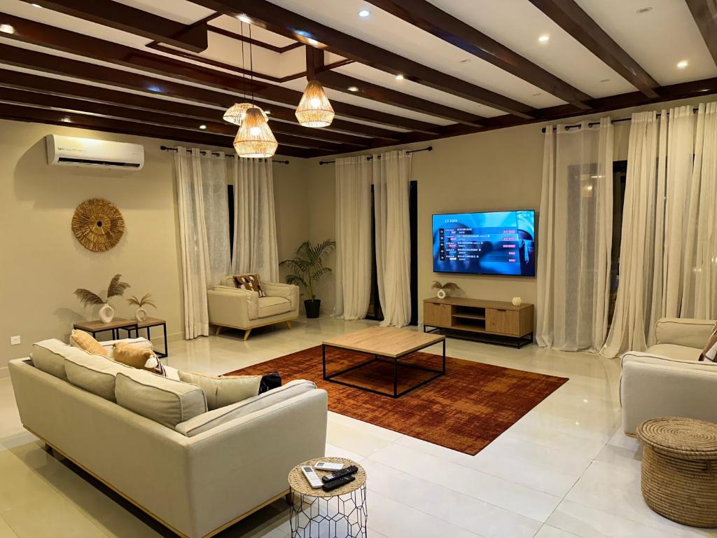 Elabi Pool & Spa, Kribi (updated prices 2024)