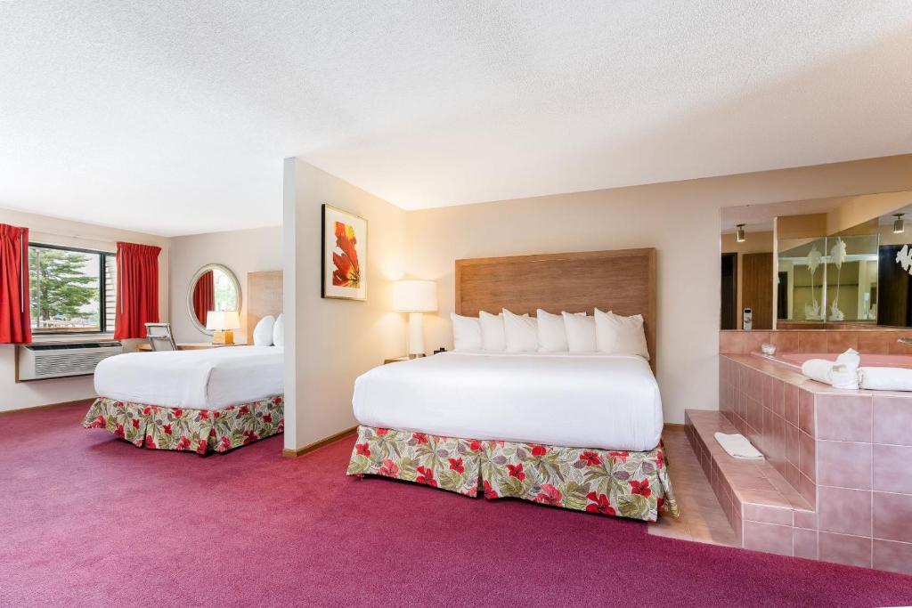 Aloha Beach Resort, Wisconsin Dells (updated prices 2025)
