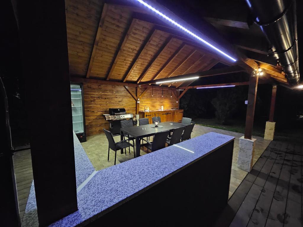 Navas River House, Poljane (updated prices 2025)