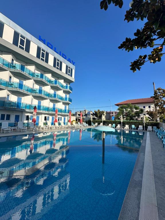 Hotel Holiday, Velipojė (atnaujintos 2024 m.kainos)