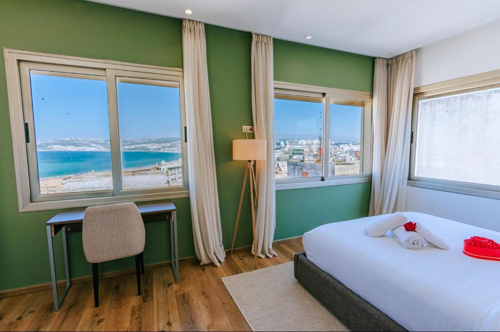 Marina Sea view Apartment with private Parking & WiFi High Speed ...