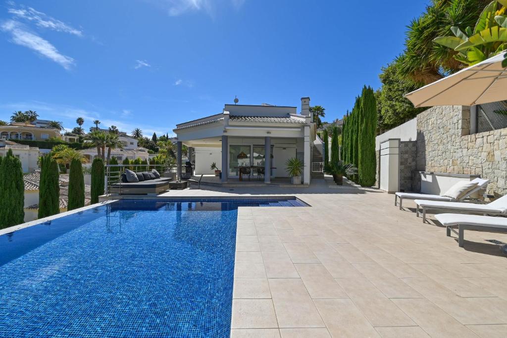 Villa Puerto de Soller el Portet, Moraira (updated prices 2026)