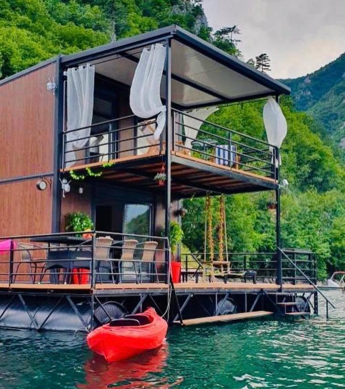 Splav Rio, Aluga (updated prices 2025)