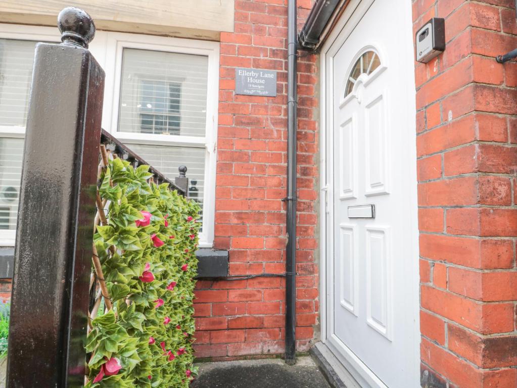 Ellerby Lane House, Whitby (updated prices 2024)