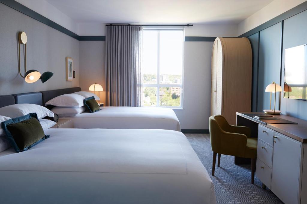 Kimpton Saint George Hotel by IHG, Toronto (updated prices 2025)