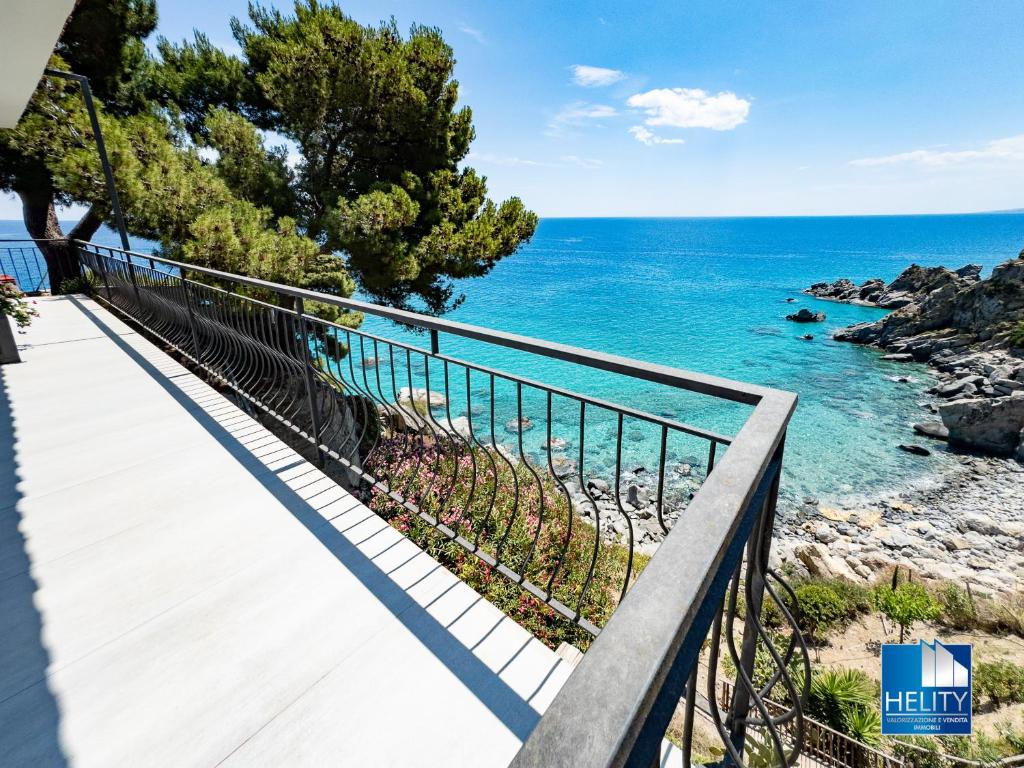 CAMINIA - Secret Oasis Beach, Stalettì (updated prices 2024)