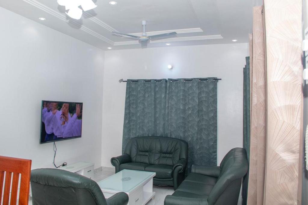 elpachouse, Abomey-Calavi (updated prices 2025)