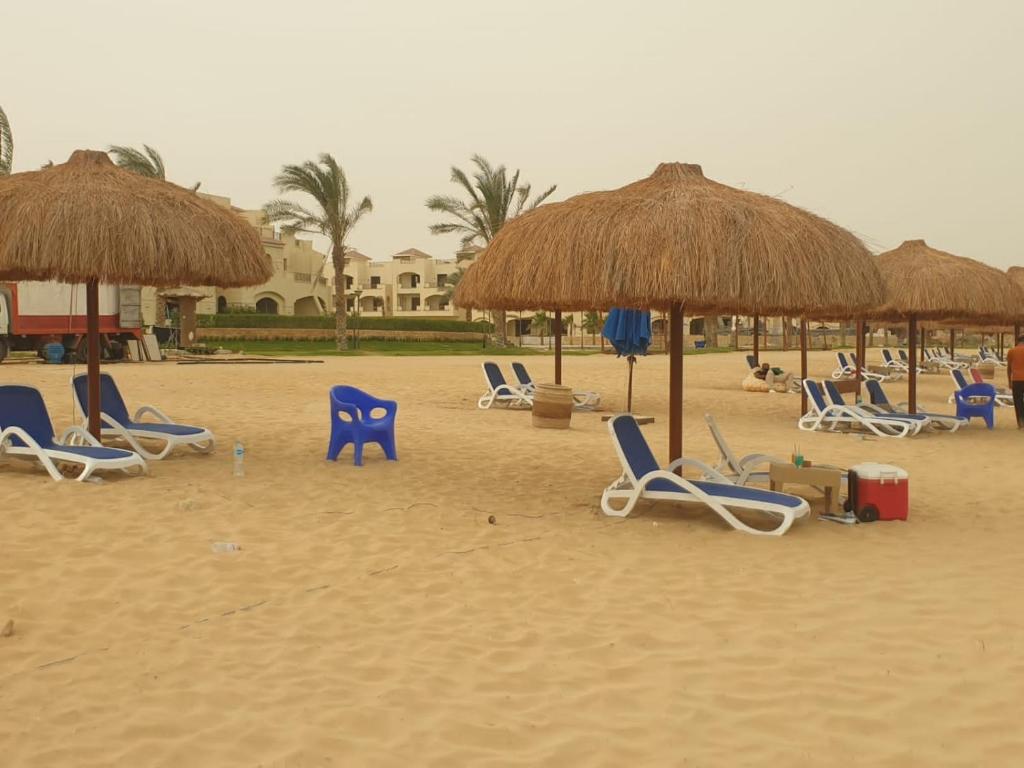 Lasirina palm beach for families only، العين السخنة (أسعار محدثة لعام 2024)