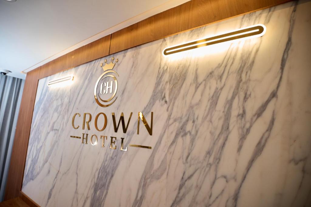 Crown Hotel, Bishkek (updated prices 2024)