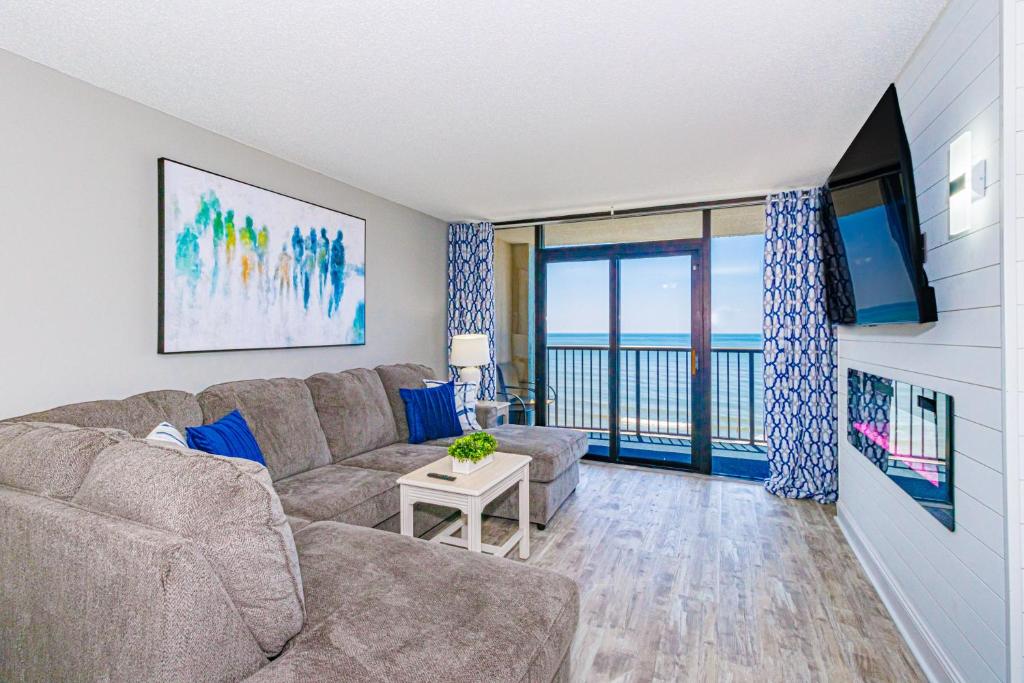 Direct Oceanfront 3 bedroom Condo - Compass Cove North Tower 1020, Myrtle Beach (updated prices ...