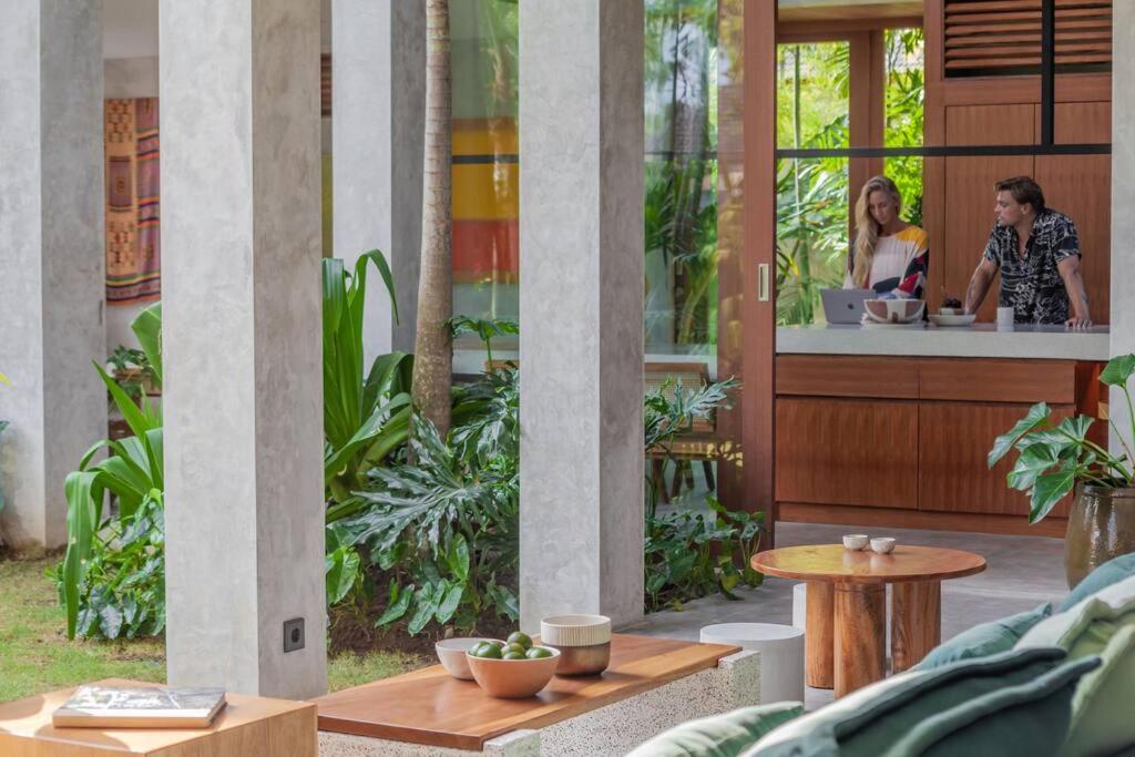 Designer modernist villa in Pererenan beach, Canggu (precios ...