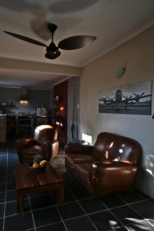 Villa La Mercy Guest Suite, No load shedding or water outages, La Mercy ...