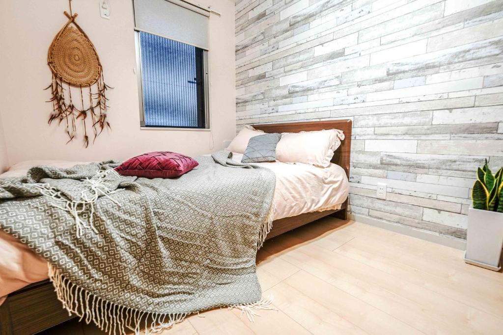 B3池袋中心 三室 交通便利 车站3分钟 3 rooms Ikebukuro center 3 mins to ST Max 8P 直达新宿 ...