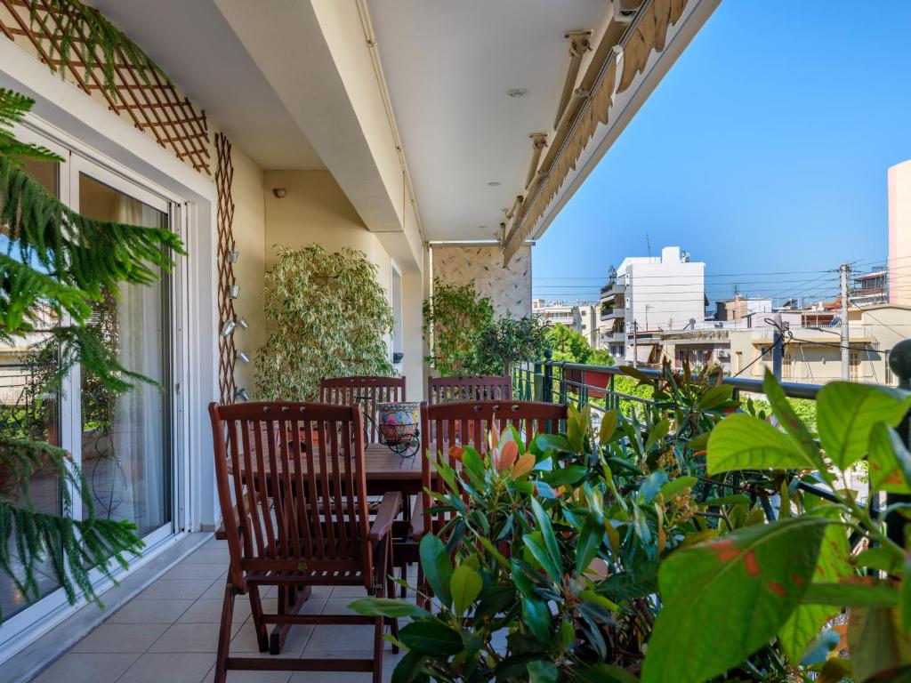 Luxury Maisonette with Balcony in Palaio Faliro - Athens, Athens ...