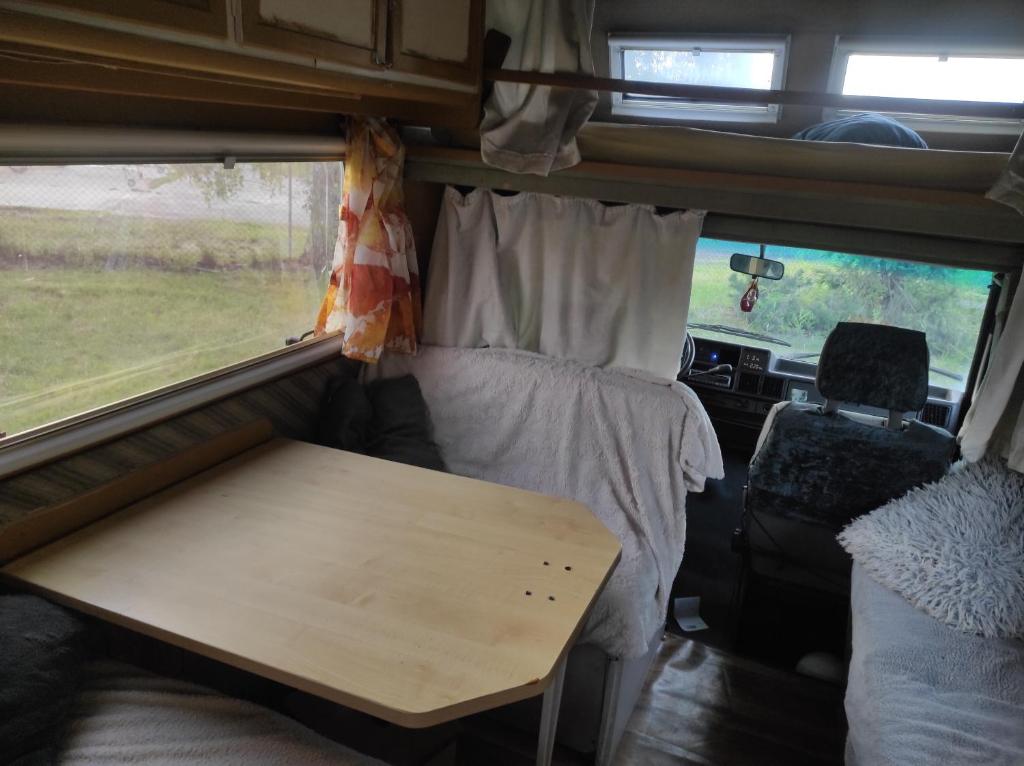 Kamper Miłość, Plewiska (updated prices 2025)
