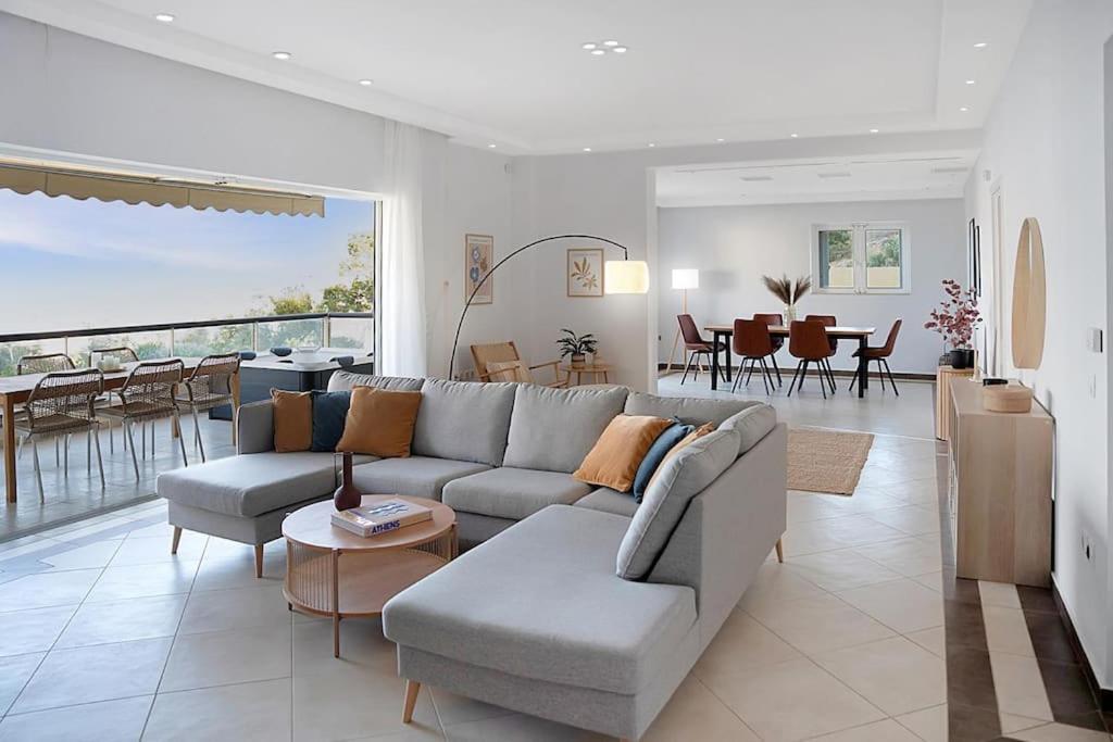 Varkiza Seaside and Views Retreat with Jacuzzi, Vari (updated prices 2026)