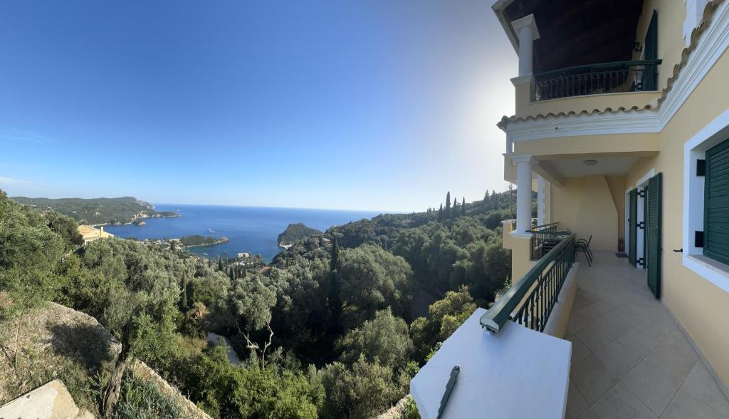 Mariza's View House, Lákones (updated prices 2026)