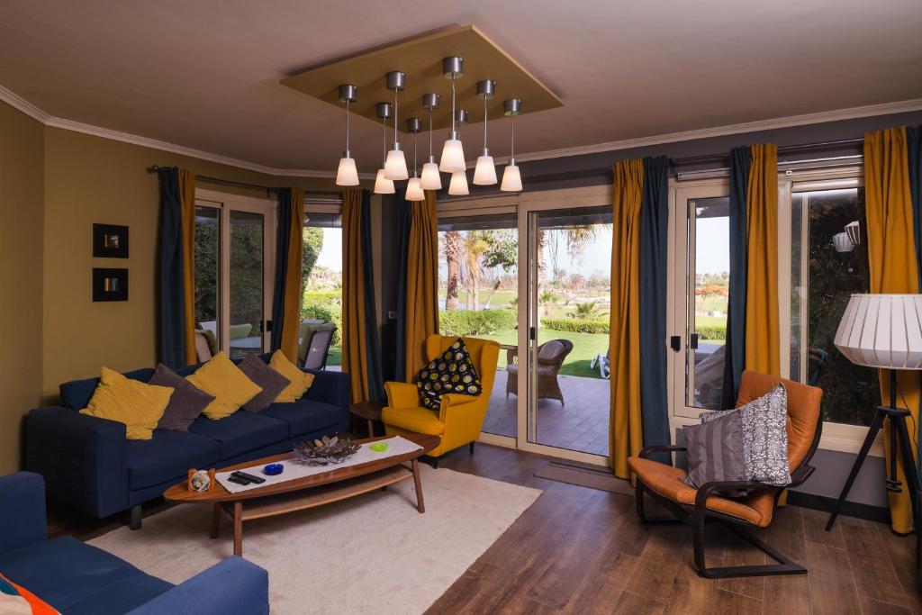 3Brs Swimming POOLS DIRECT Chalet Einbay l Free BBQ Set l WiFI, Ain ...