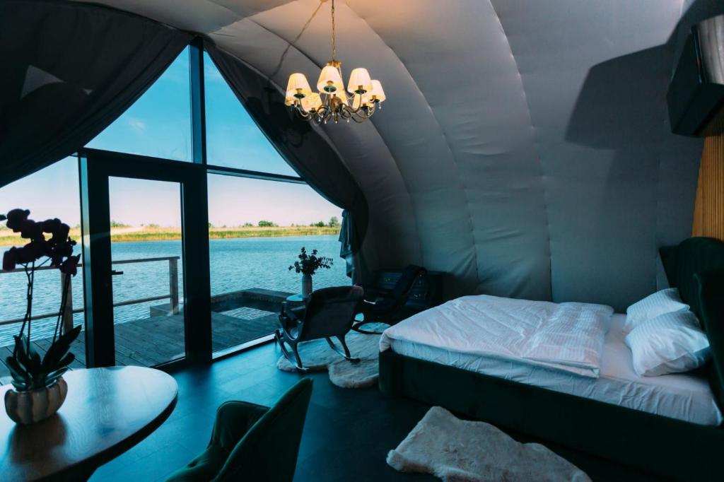 Moncastro Glamping, Вилково (актуальные цены 2024 года)