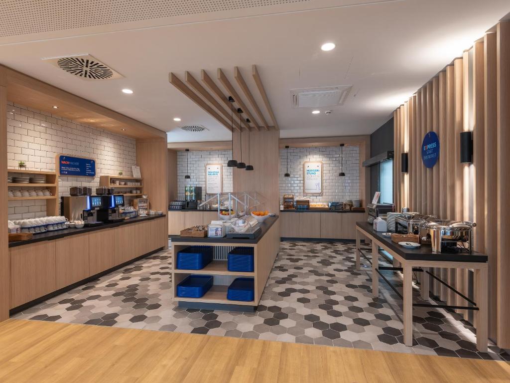 Holiday Inn Express Heilbronn by IHG, Heilbronn (aktualisierte Preise ...