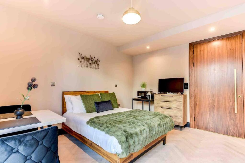 Host & Stay - Rox Studio, Brighton & Hove (updated prices 2025)