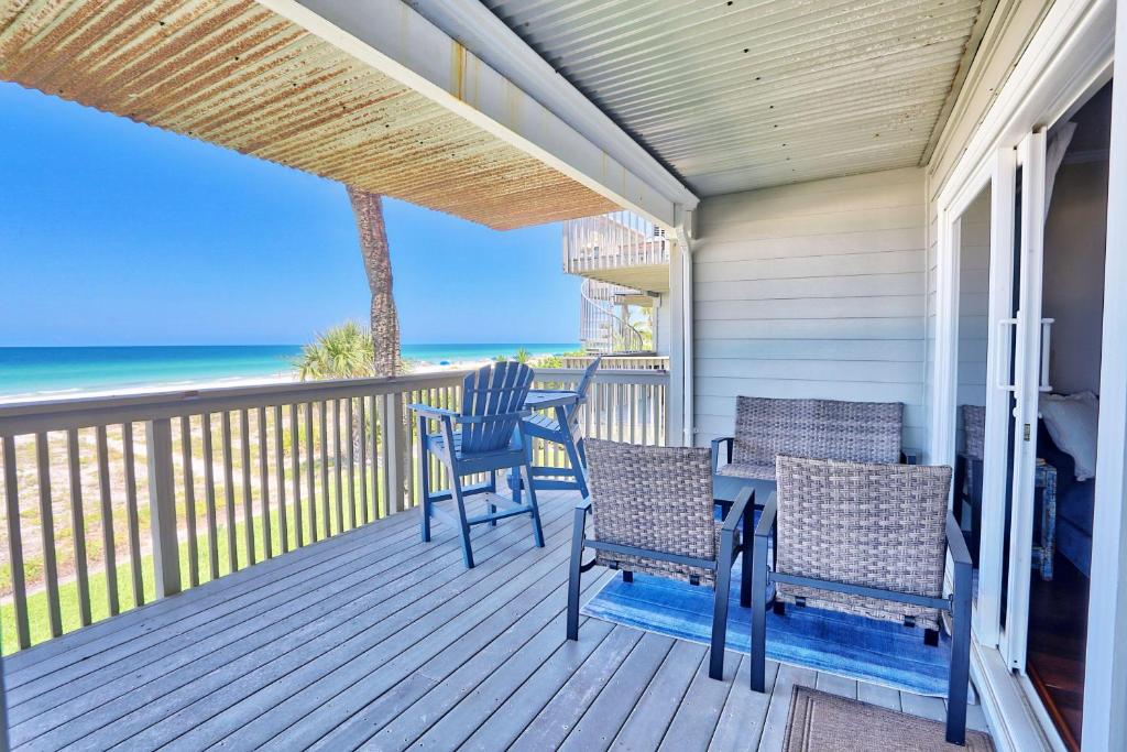 Pelican Pointe 4C, Clearwater Beach (updated prices 2026)