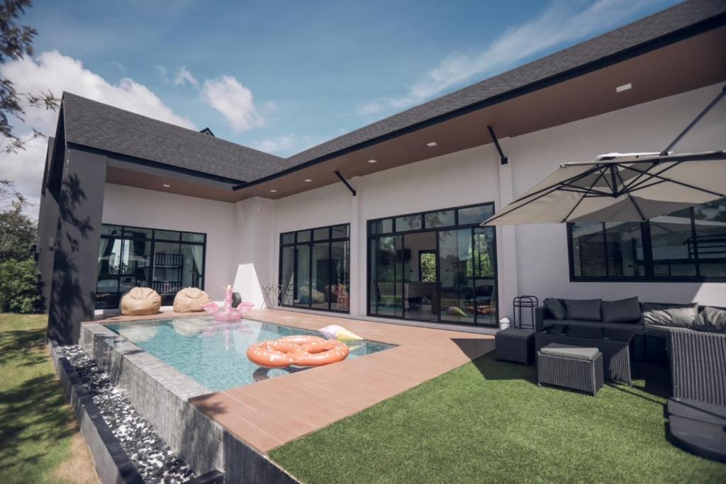 Issara Private Pool Villa Khaoyai Villa A, Pak Chong (updated prices 2025)