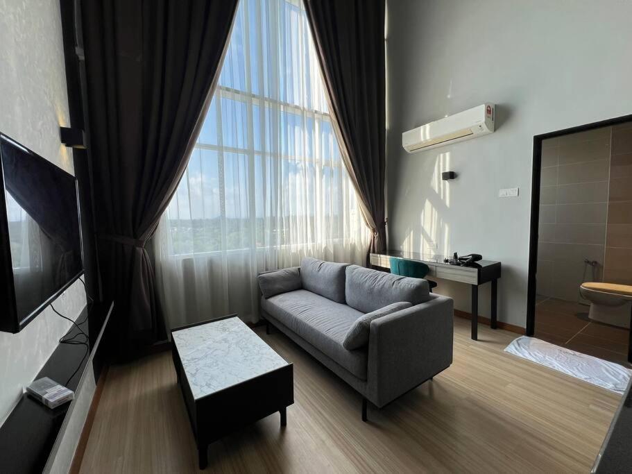 Teamwork Melaka - Duplex Entire Unit Ayer Keroh, Ayer Keroh (precios ...