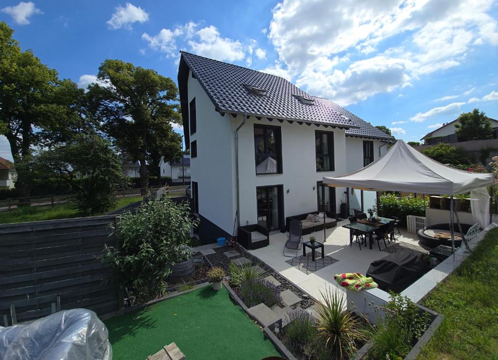 Neues-Helles-Modernes Haus, Bad Kreuznach (updated prices 2025)