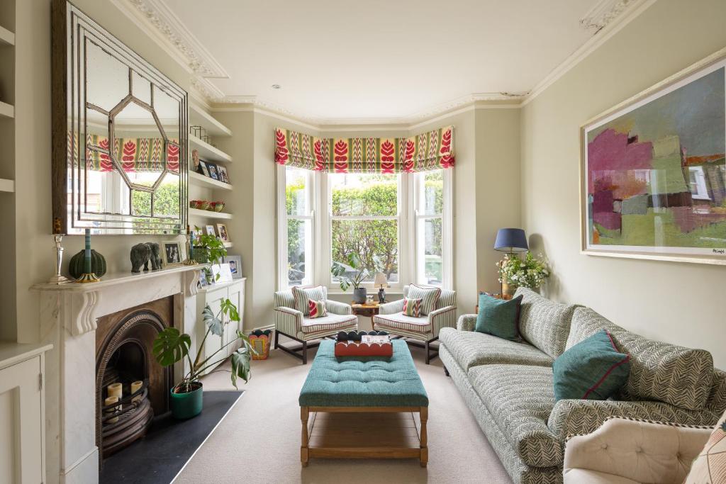 Veeve - Spacious Sophistication, London (updated prices 2025)