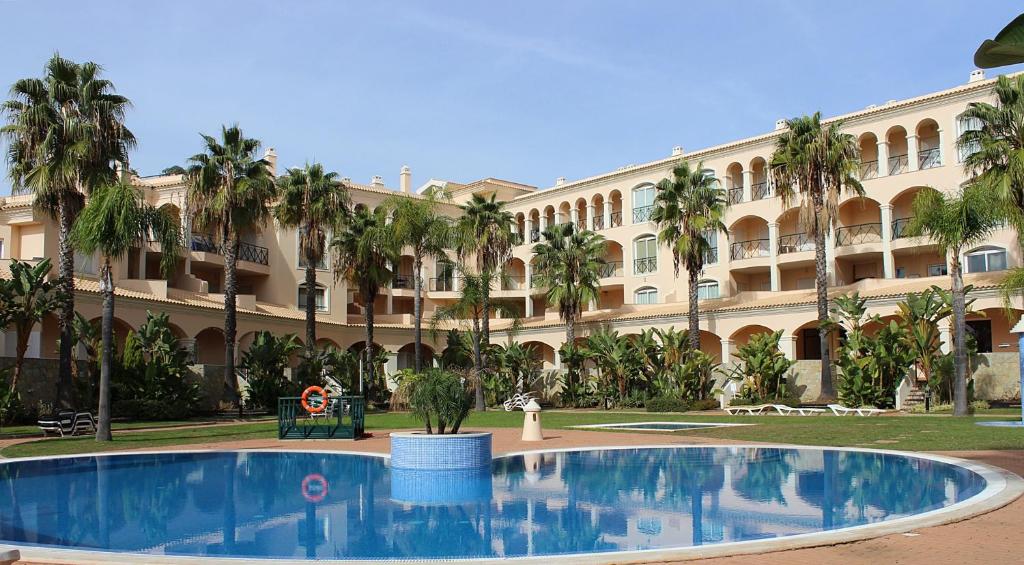 Los Arcos 3 - Pool & Vilamoura Center, Vilamoura (updated prices 2025)