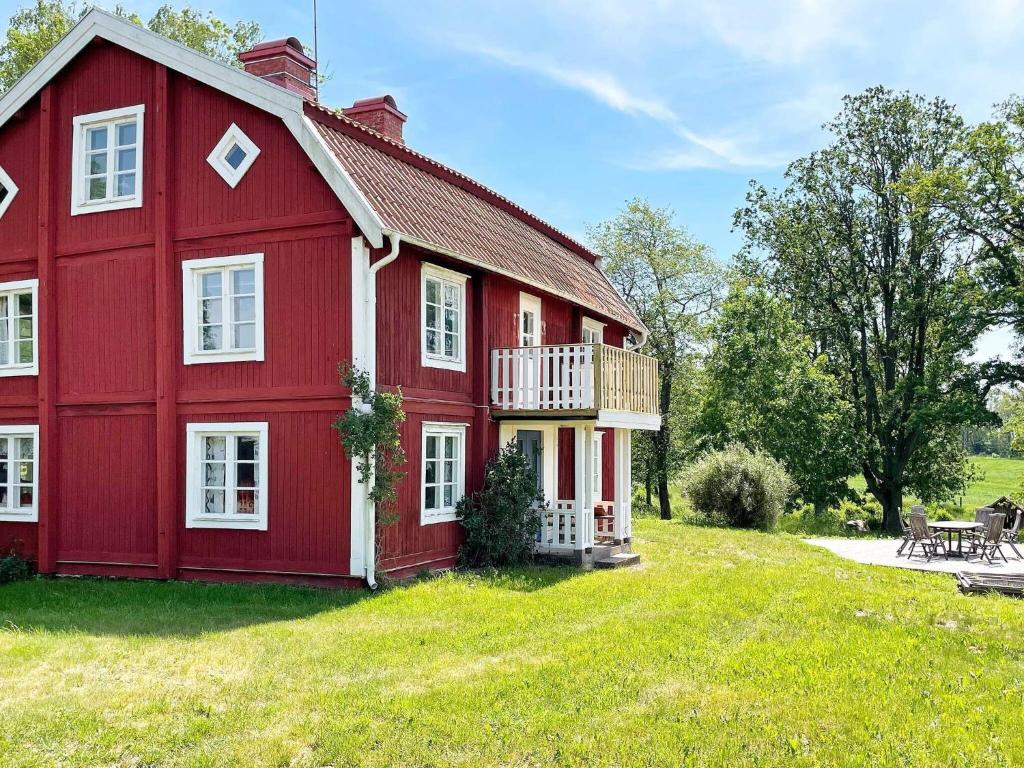 8 person holiday home in HÖGSBY, Högsby (updated prices 2026)