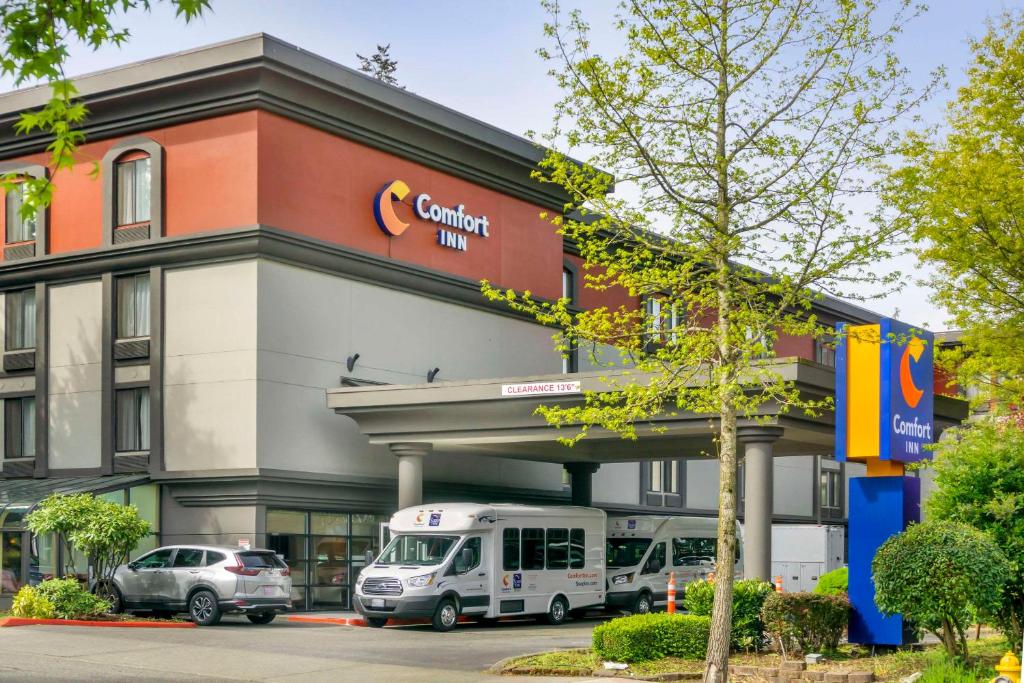 Comfort Inn & Suites Sea-Tac Airport, SeaTac (updated prices 2026)