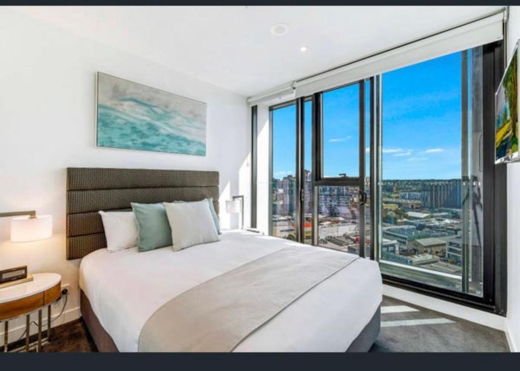 Comfy Modern Apartment - Central Brisbane Fortitude Valley, Brisbane ...